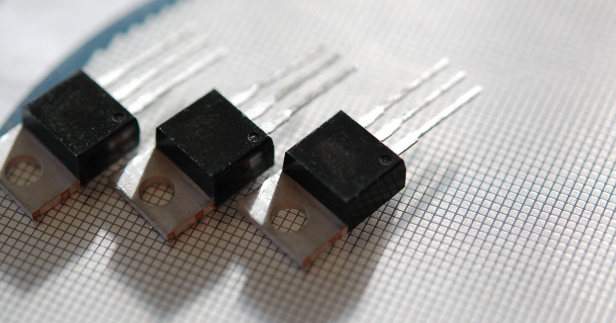 Тиристор. Большая российская энциклопедия